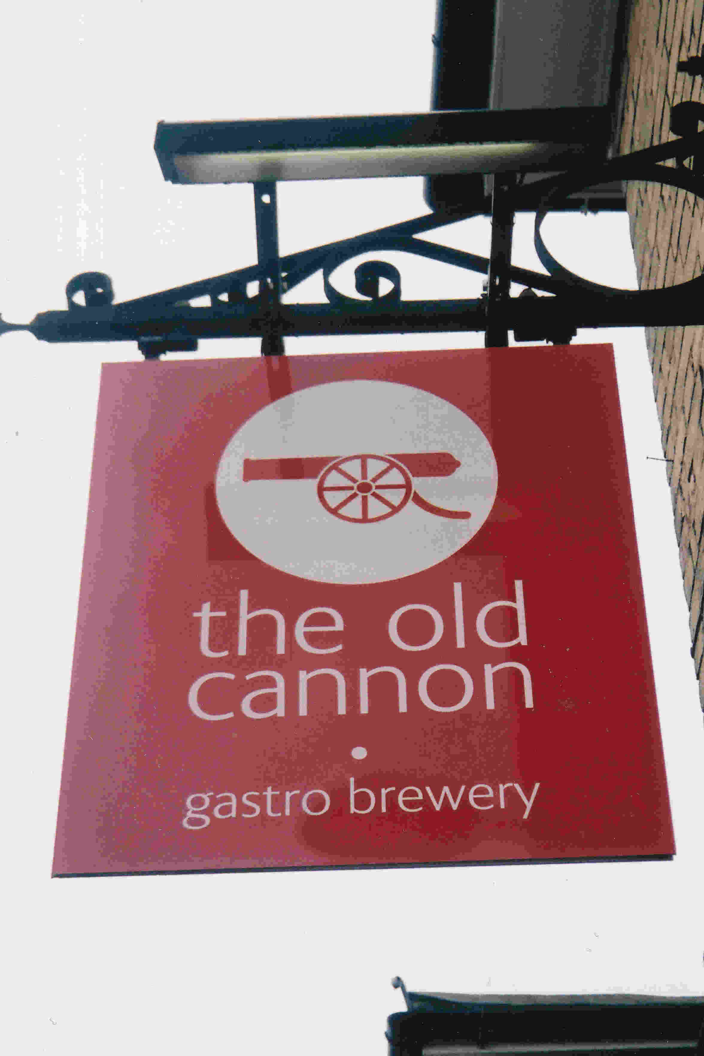 File:Old Cannon Bry Bury St Edmunds PG (2).jpg - Brewery History ...